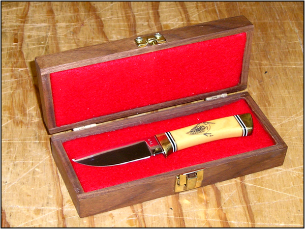 Solid-Top Knife Cases--Large (13" L to 20" L)--2 3/8" Tall – Hampel's ...